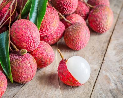 How to grow sweet, firm and juicy Lychees | Yates